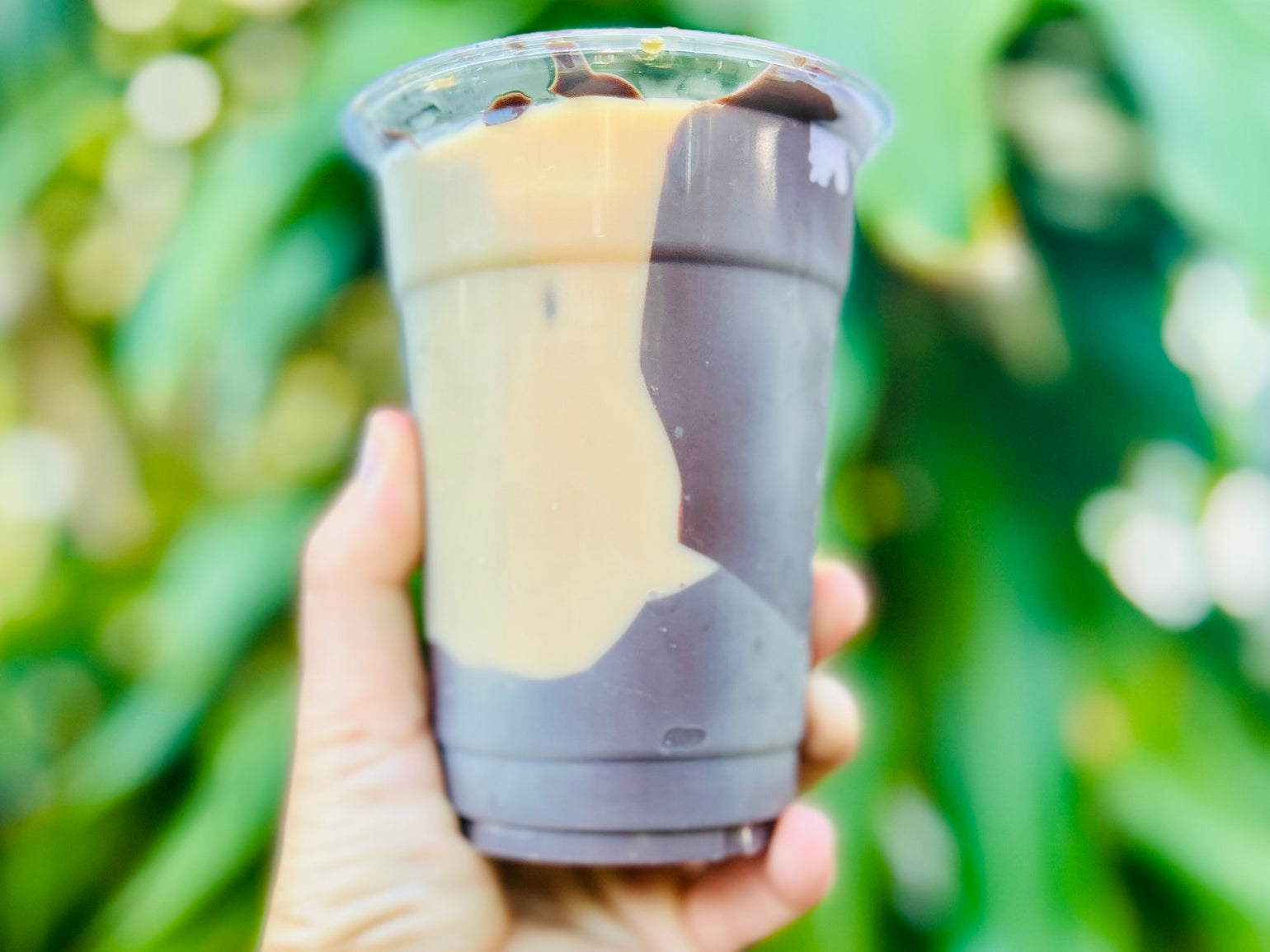 Create the Viral Cracked Latte from Barnie's Coffee – Barnies Coffee ...