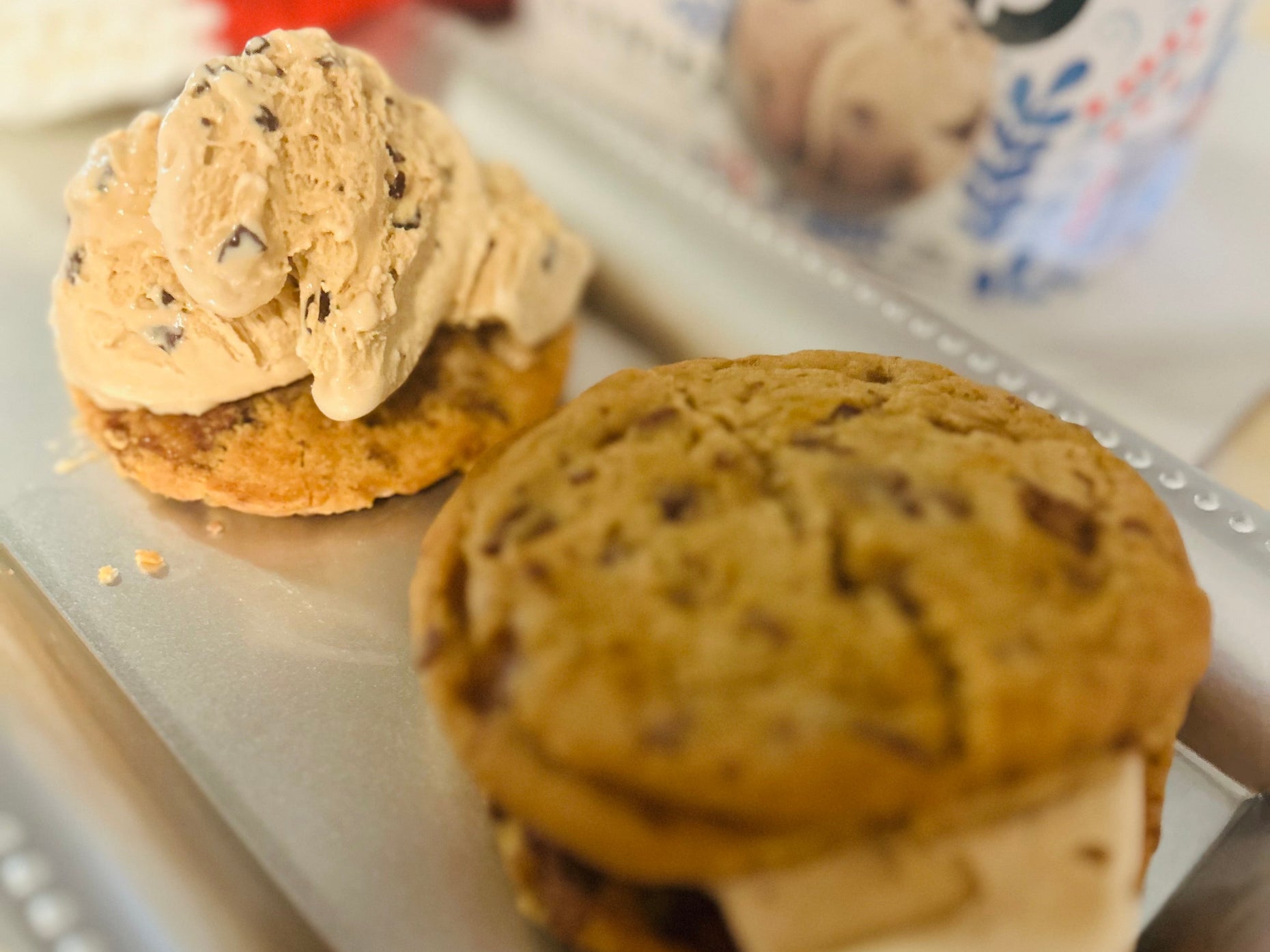 Santa's White Christmas Ice Cream Sandwiches – Barnies Coffee & Tea Co.