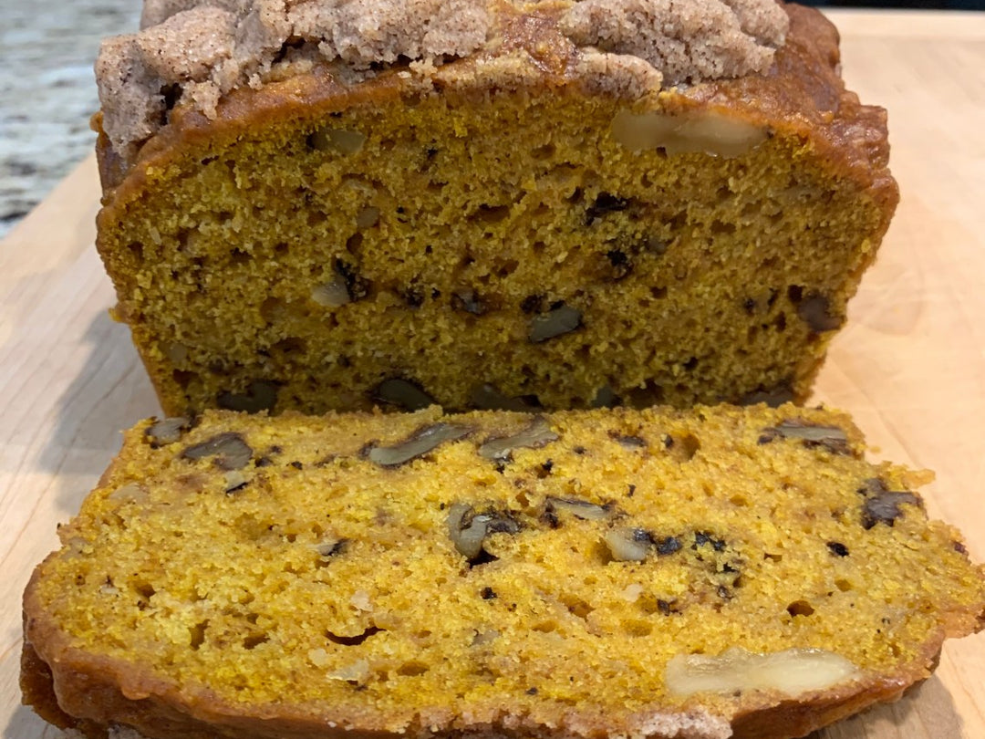 Pumpkin Apple Bread Perfect For Your Thanksgiving Feast! – Barnies ...